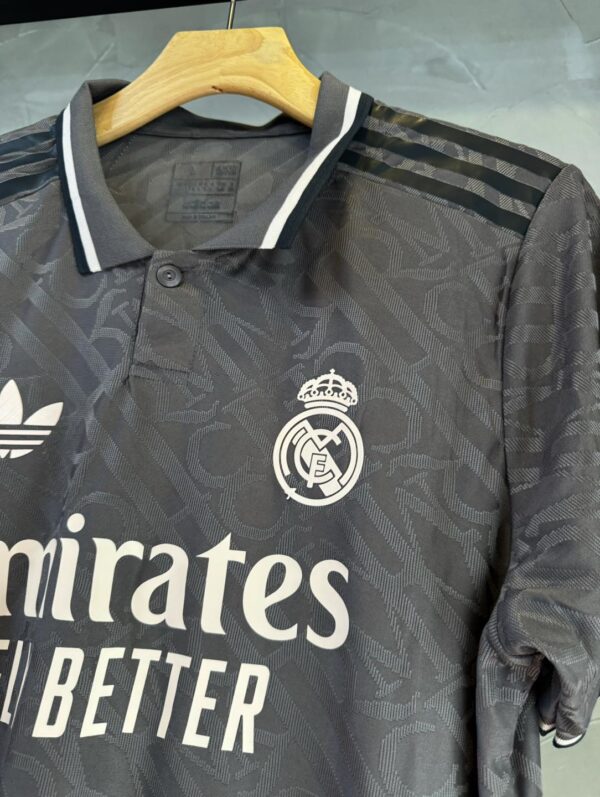 Real Madrid Third Kit 24/25 || Real Madrid Grey Jersey 2024 - Jersey ...